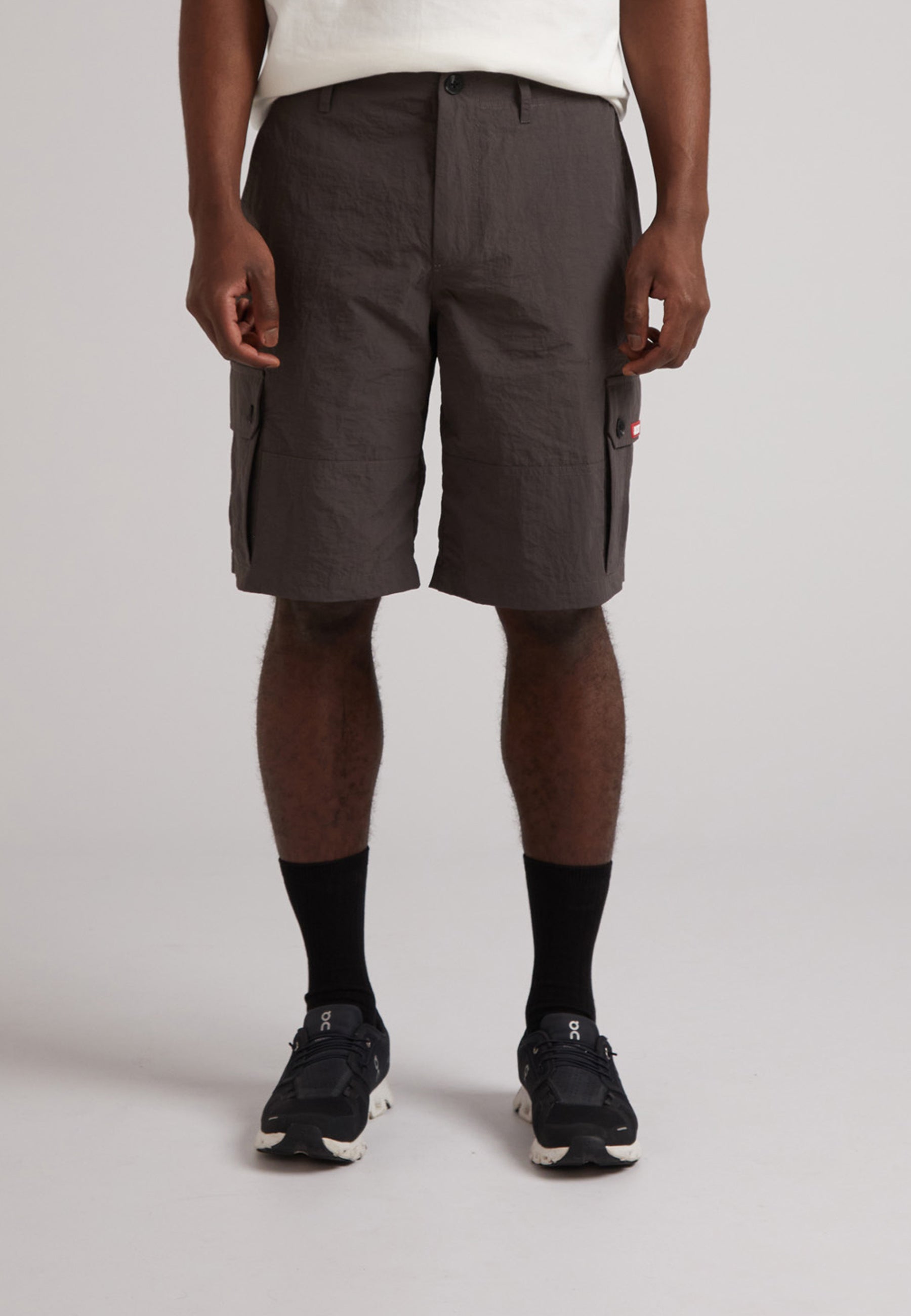 JACK1T Tech Cargo Shorts in Dark Grey | JACK1T